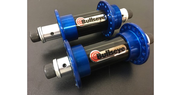 Get Bullseye Sealed BMX Hubs Black/Blue | Old School BMX
